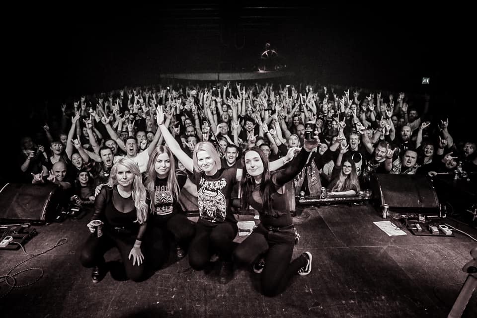 Metal Chick of the Month – Julie Simonsen | THE HEADBANGING MOOSE