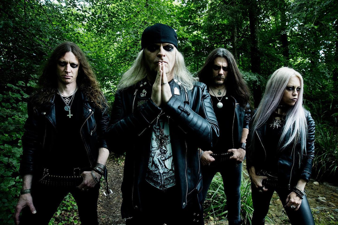 Metal Chick of the Month – Mia Wallace | THE HEADBANGING MOOSE