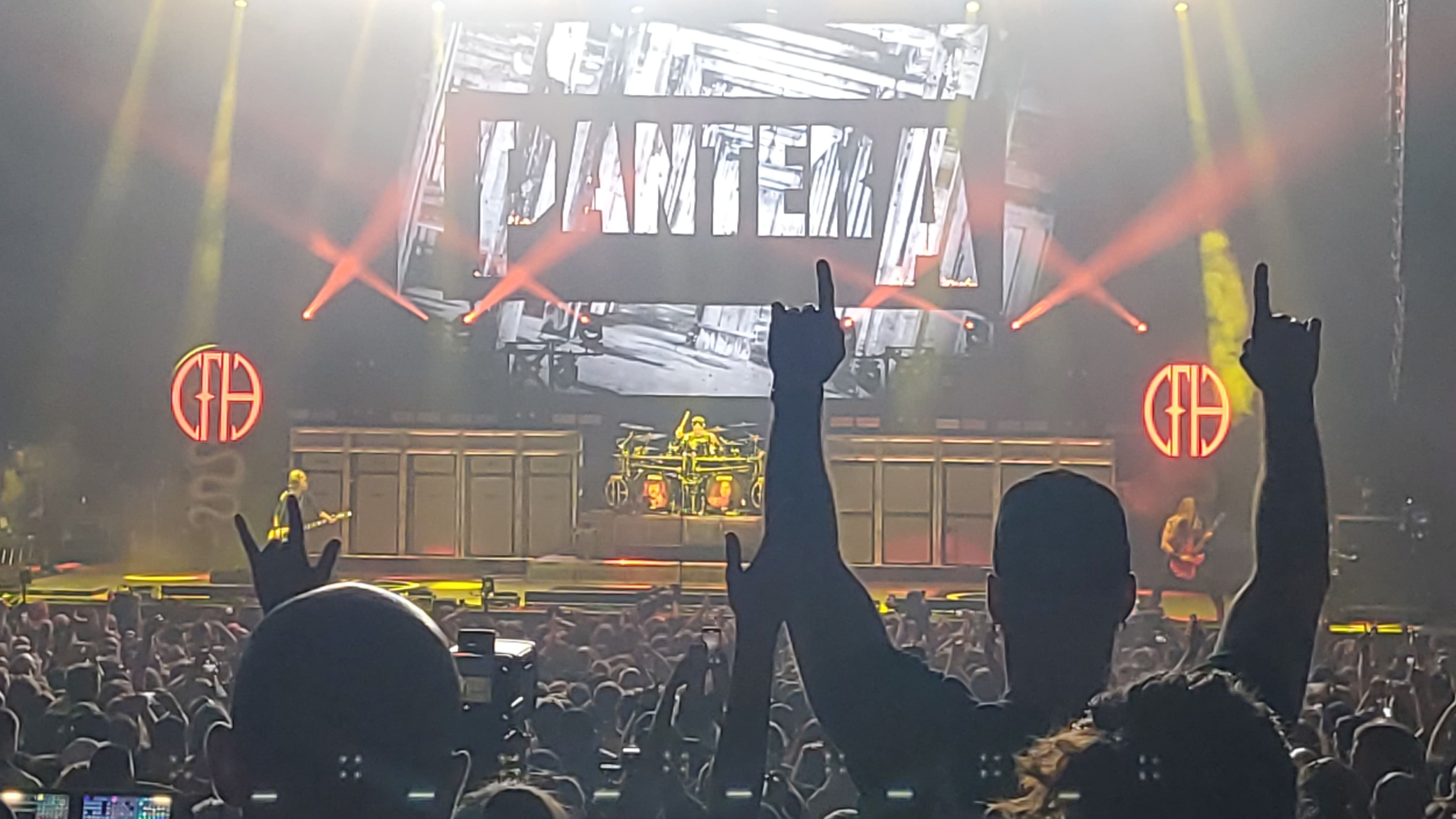Pantera On Stage