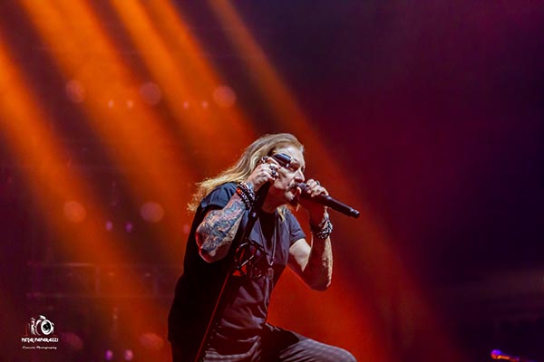 Concert Review – Dream Theater (Coca-Cola Coliseum, Toronto, ON, 03/11 ...